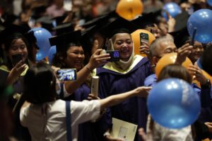 The NUS Nursing Class of 2023 celebrates at Commencement