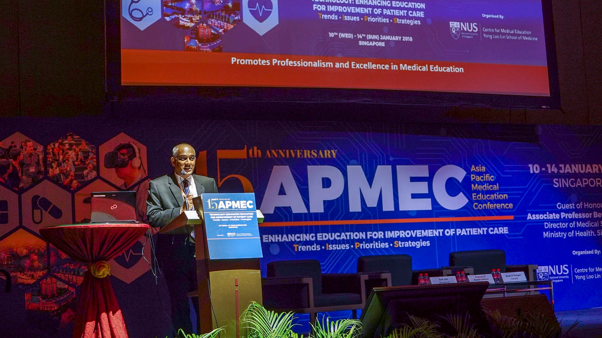 Nuclear DNA gets cut, activates immune system to attack cancer cells ...